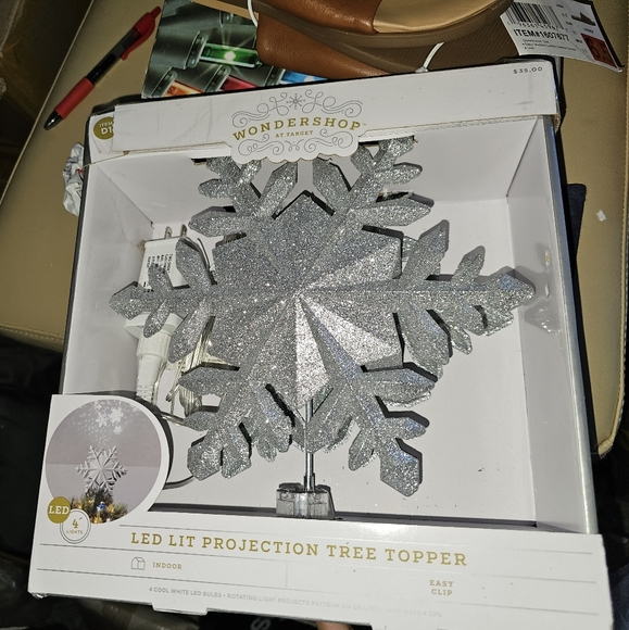 Wondershop | Holiday | Wondershop Led Lit Projector Tree Topper | Poshmark